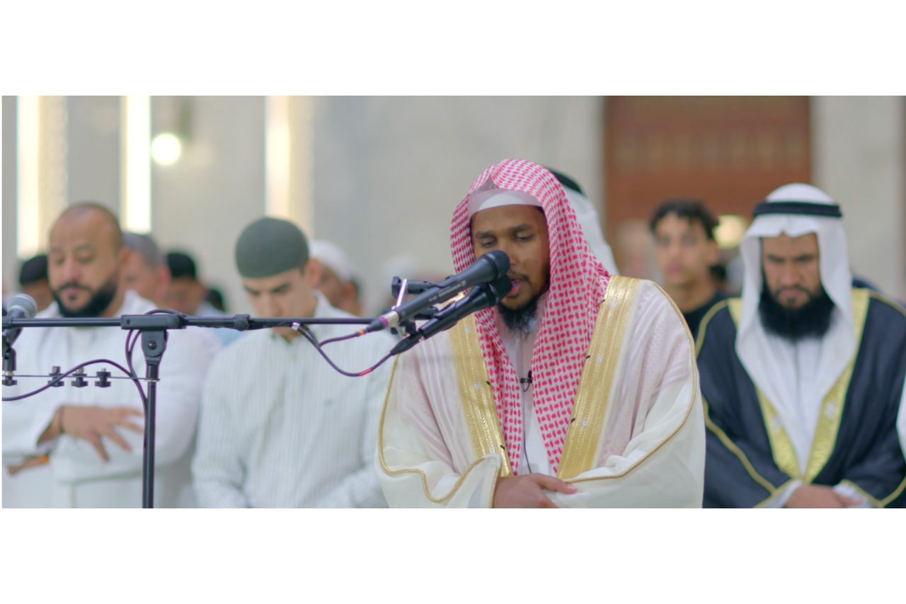 Dubai readers honor the reader Yassin Idris nayib | Photos | Media...